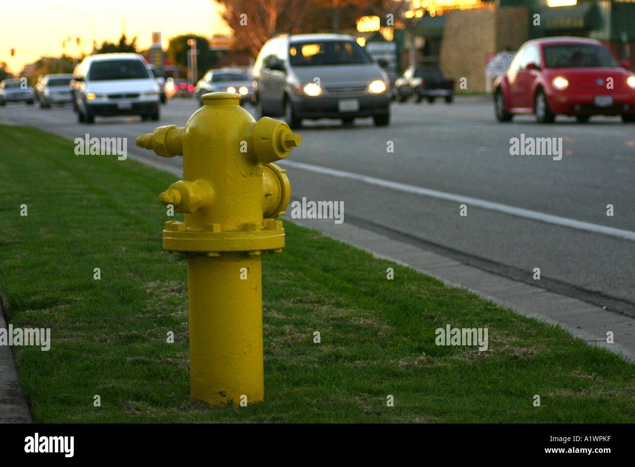 Fire plug hi-res stock photography and images - Alamy