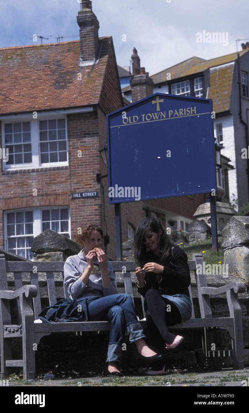 High street lunch hi-res stock photography and images - Alamy