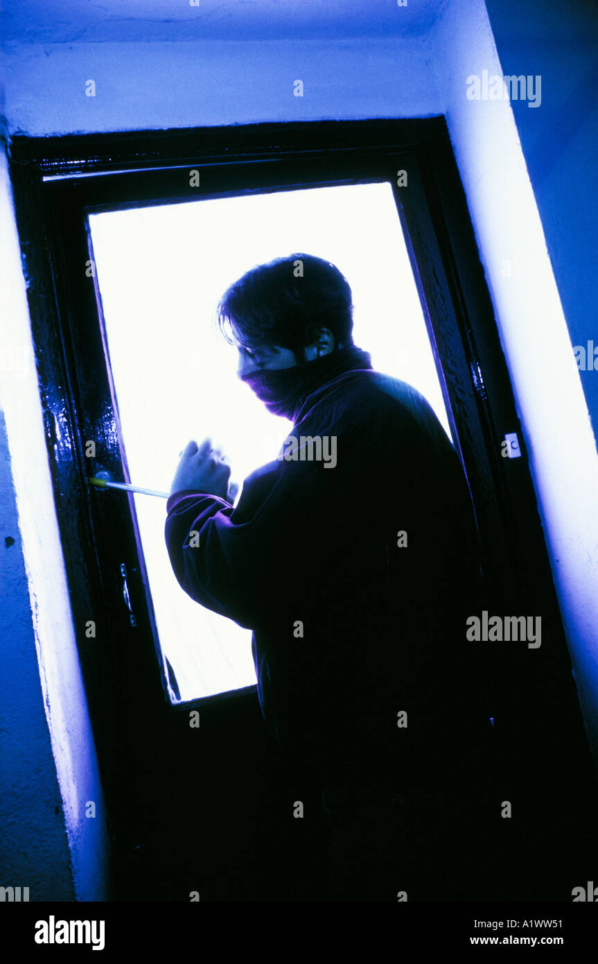 Night house intruder hi-res stock photography and images - Alamy