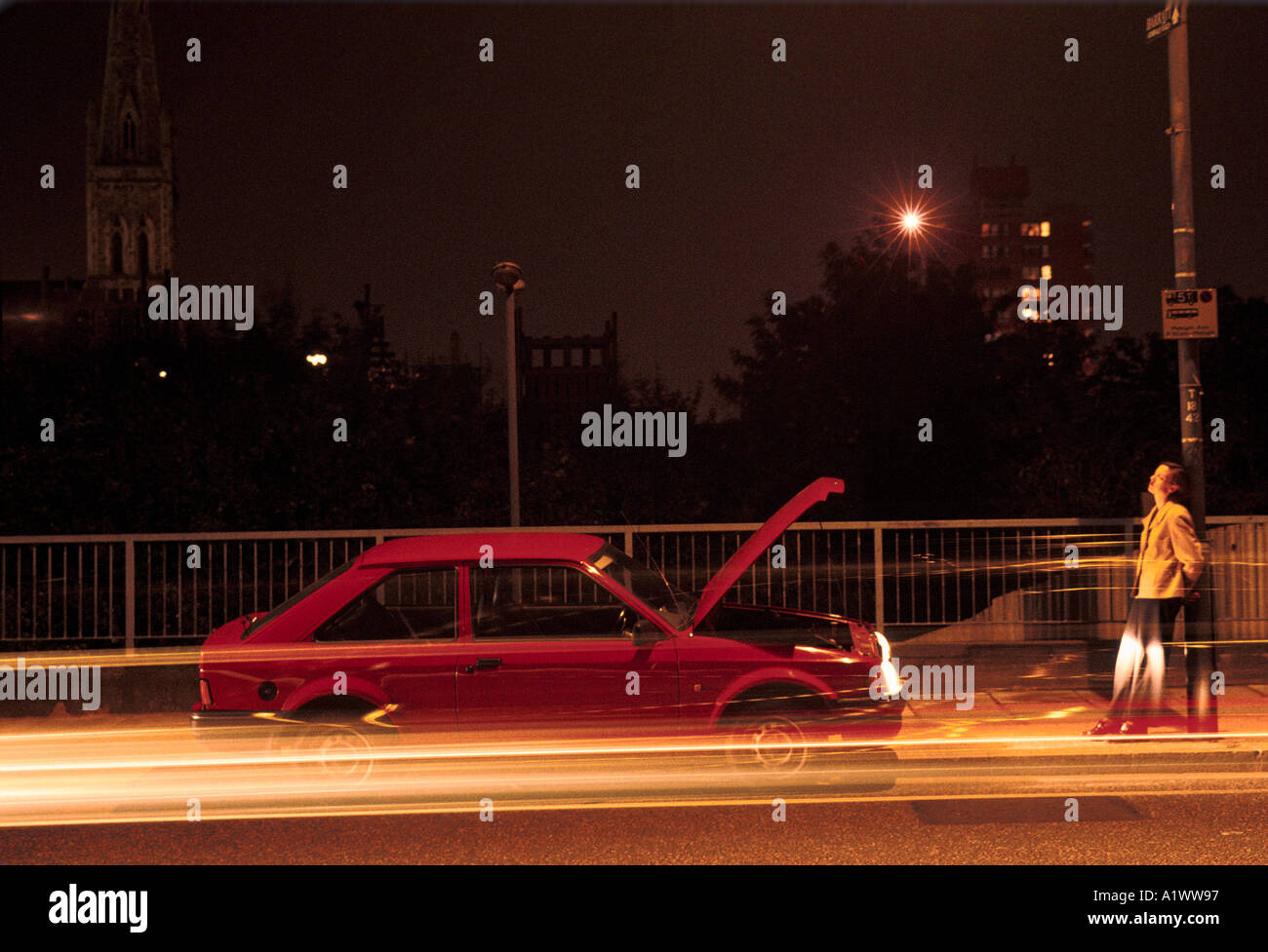 Car side of road alone night hi-res stock photography and images - Alamy