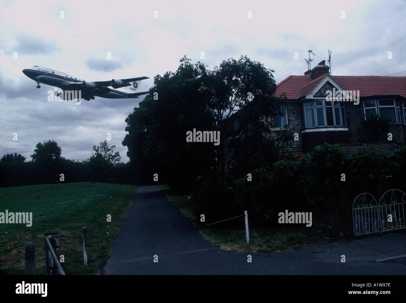 Controversial aircraft hi-res stock photography and images - Alamy