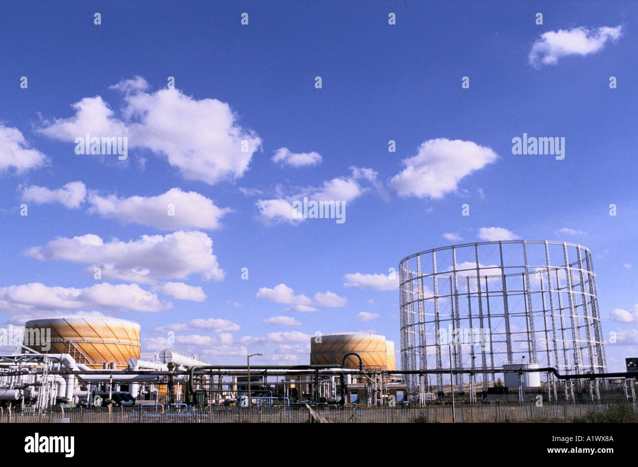 Beckton gas works hi-res stock photography and images - Alamy