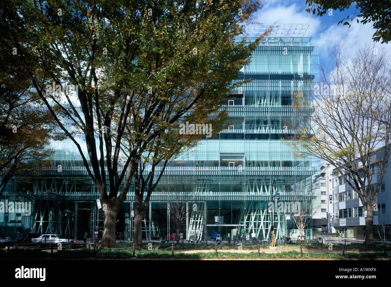 Sendai Mediatheque, multi Architect: Toyo Ito Stock Photo - Alamy