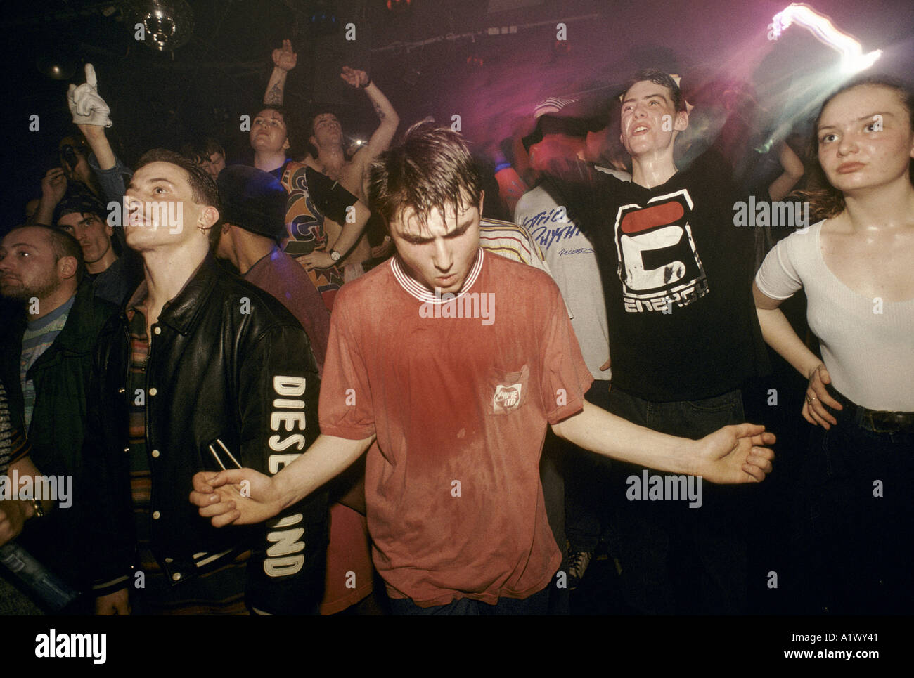 RAVERS IN NIGHTCLUB Stock Photo - Alamy