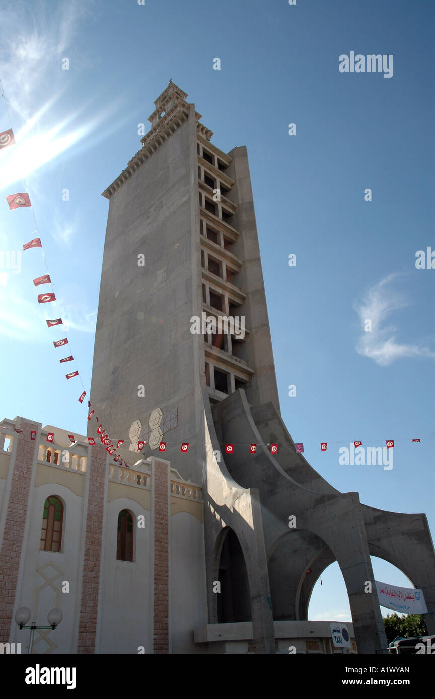 Modern mosque minaret in Gabes city in Tunisia Stock Photo - Alamy