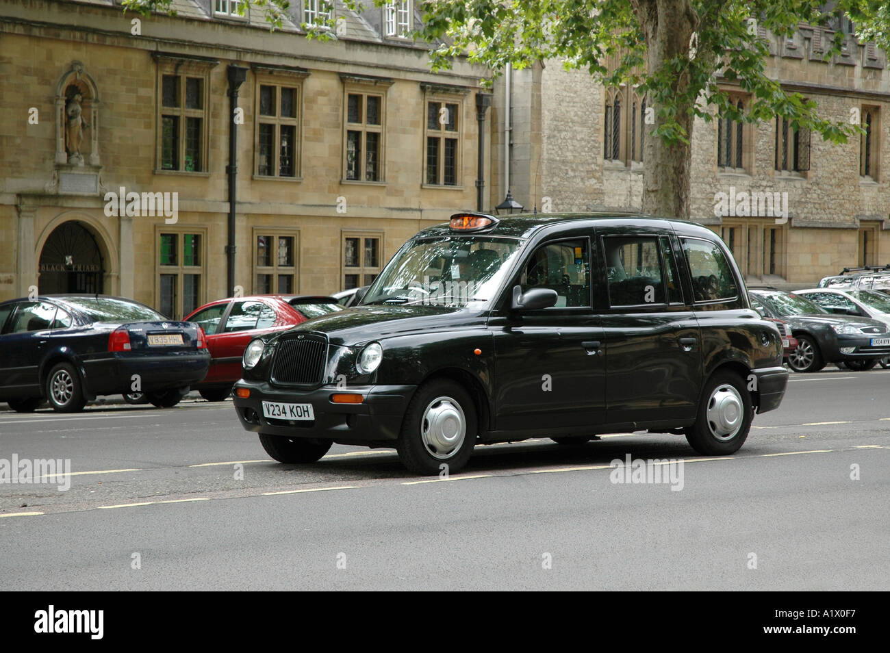 Black Hackney taxi Stock Photo - Alamy