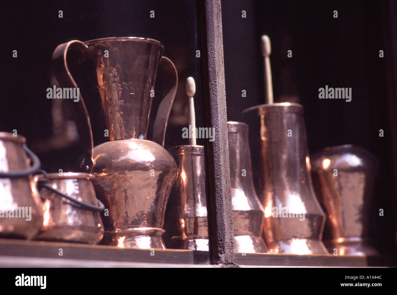 Copper brush hi-res stock photography and images - Alamy
