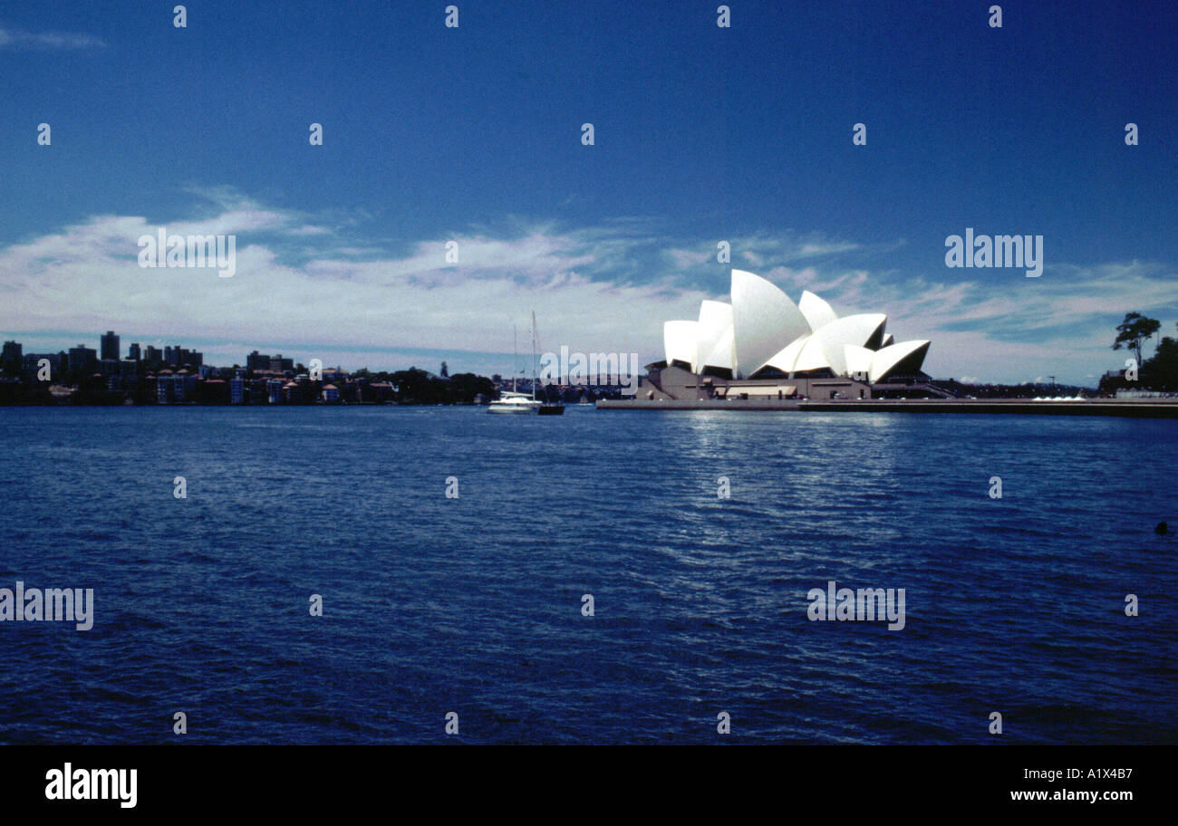 Shell shaped house hi-res stock photography and images - Alamy