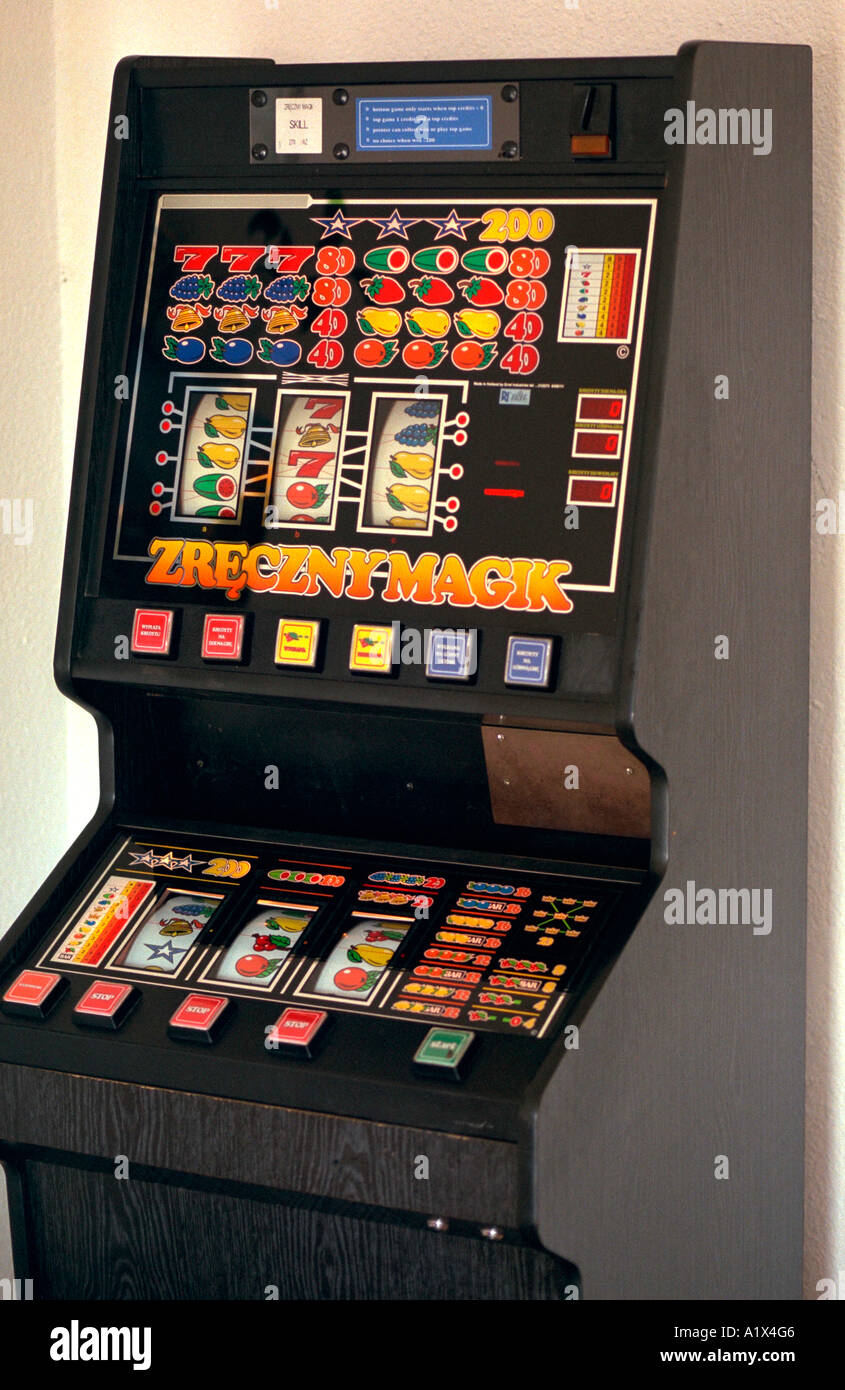 Coin operated slot machines hi-res stock photography and images - Alamy