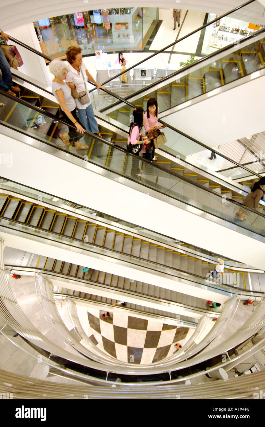 Emporium Mall Bangkok Stock Photos & Emporium Mall Bangkok Stock Images ...