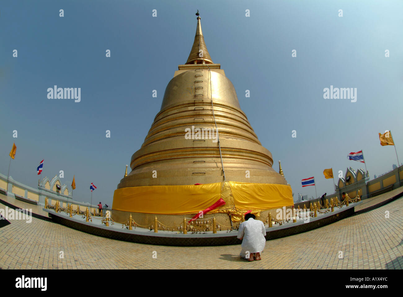 Wat Saket Bangkok Thailand Also known as the Golden mount Stock Photo - Alamy