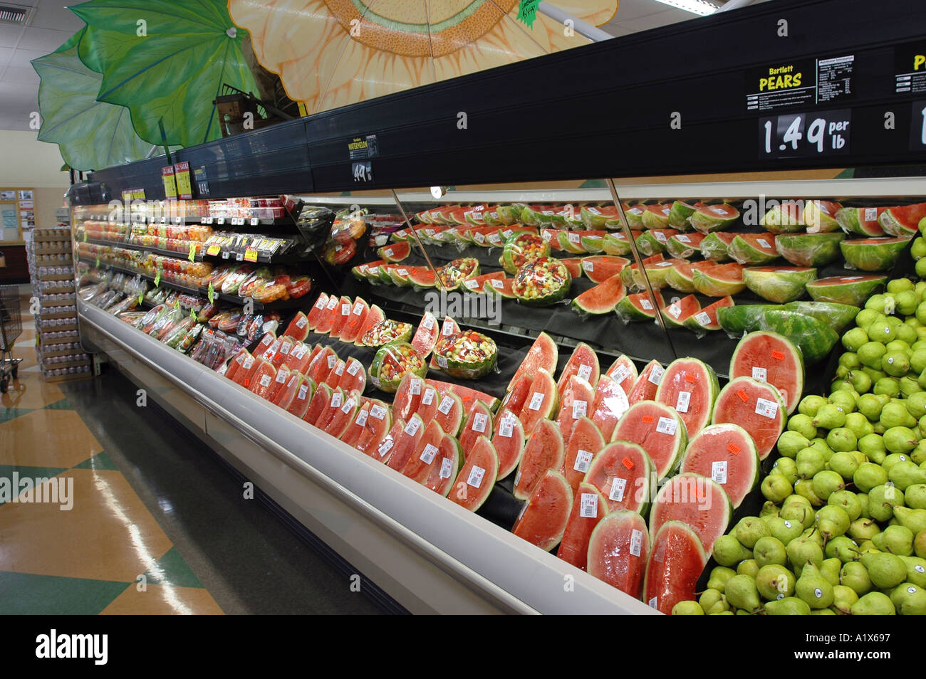Packaged foods in a supermarket hi-res stock photography and images - Alamy