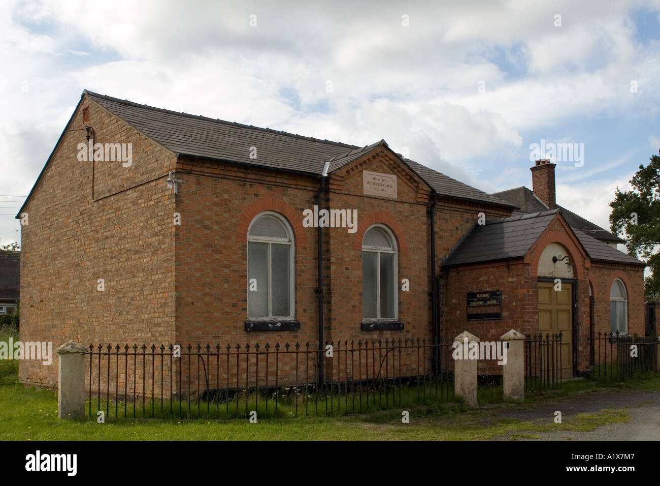 old disused methodist chapel Stock Photo - Alamy