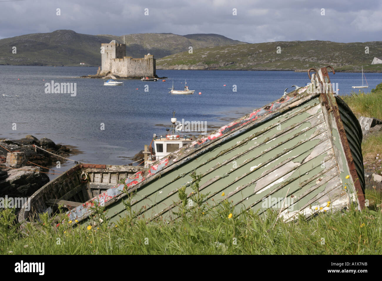 isle of barra western isles kisimul castle castlebay outer hebrides ...