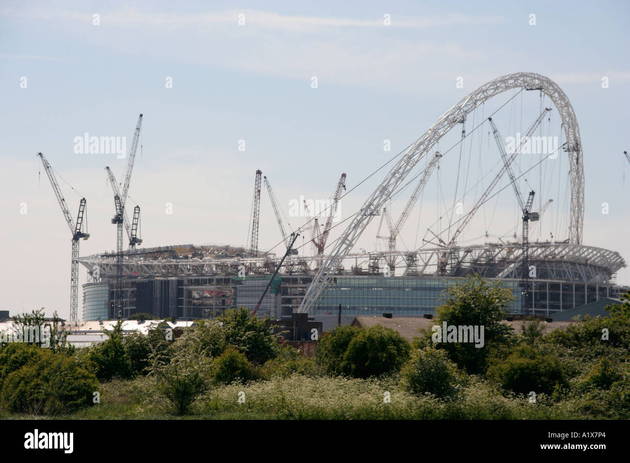 new wembley football stadium under construction Stock Photo - Alamy