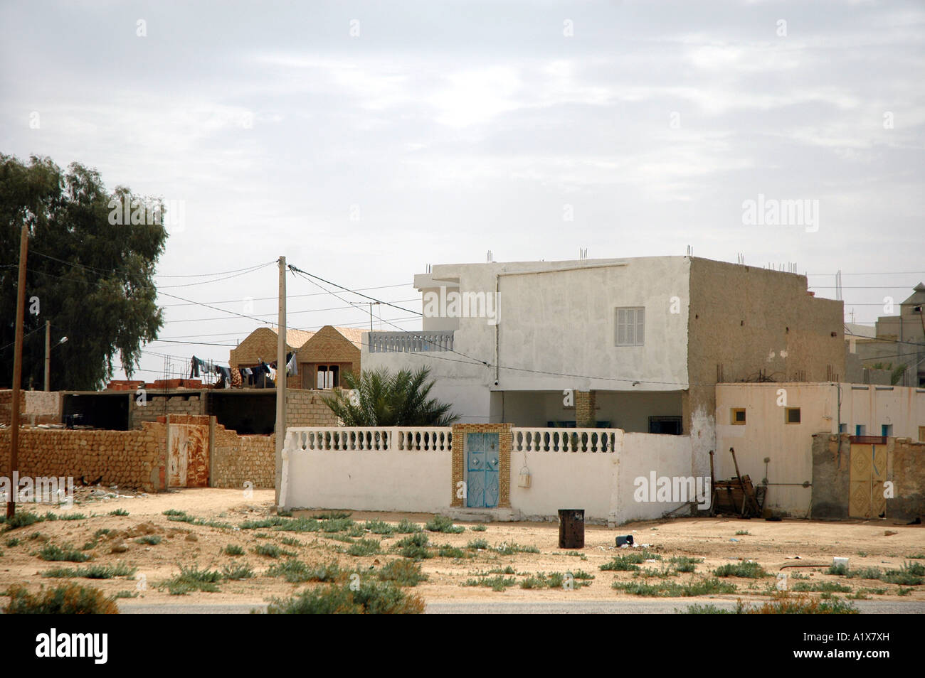 Nefta oasis tunisie hi-res stock photography and images - Alamy