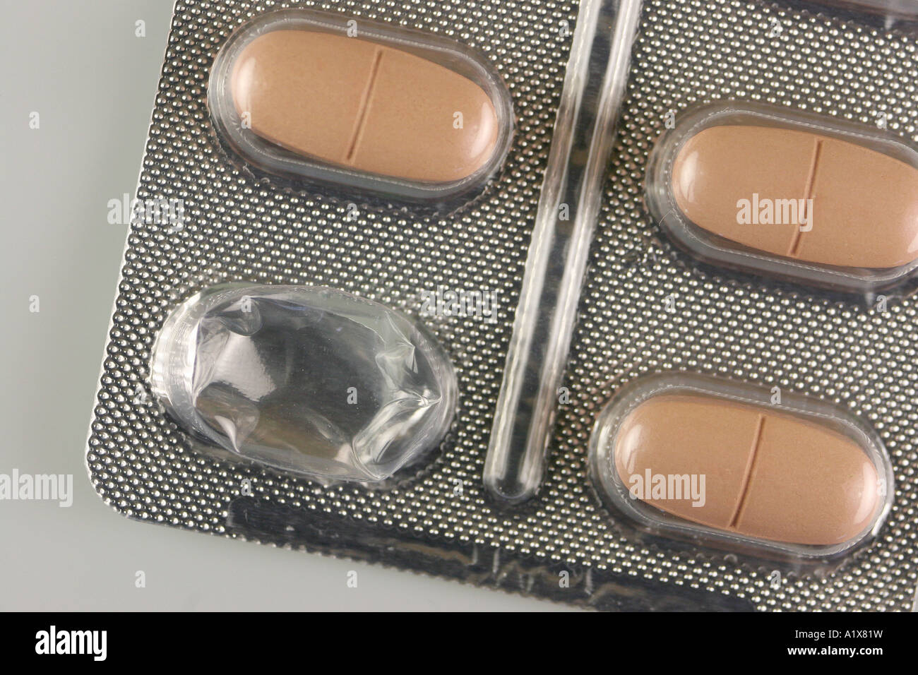 tablets in the packing Stock Photo - Alamy