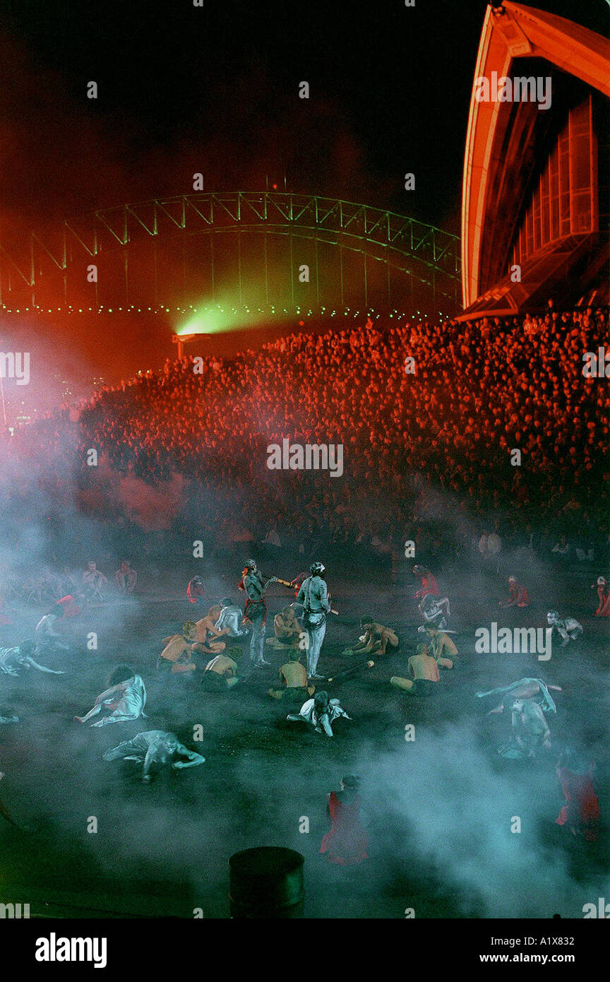 Australian aboriginal corroboree opera house hi-res stock photography ...