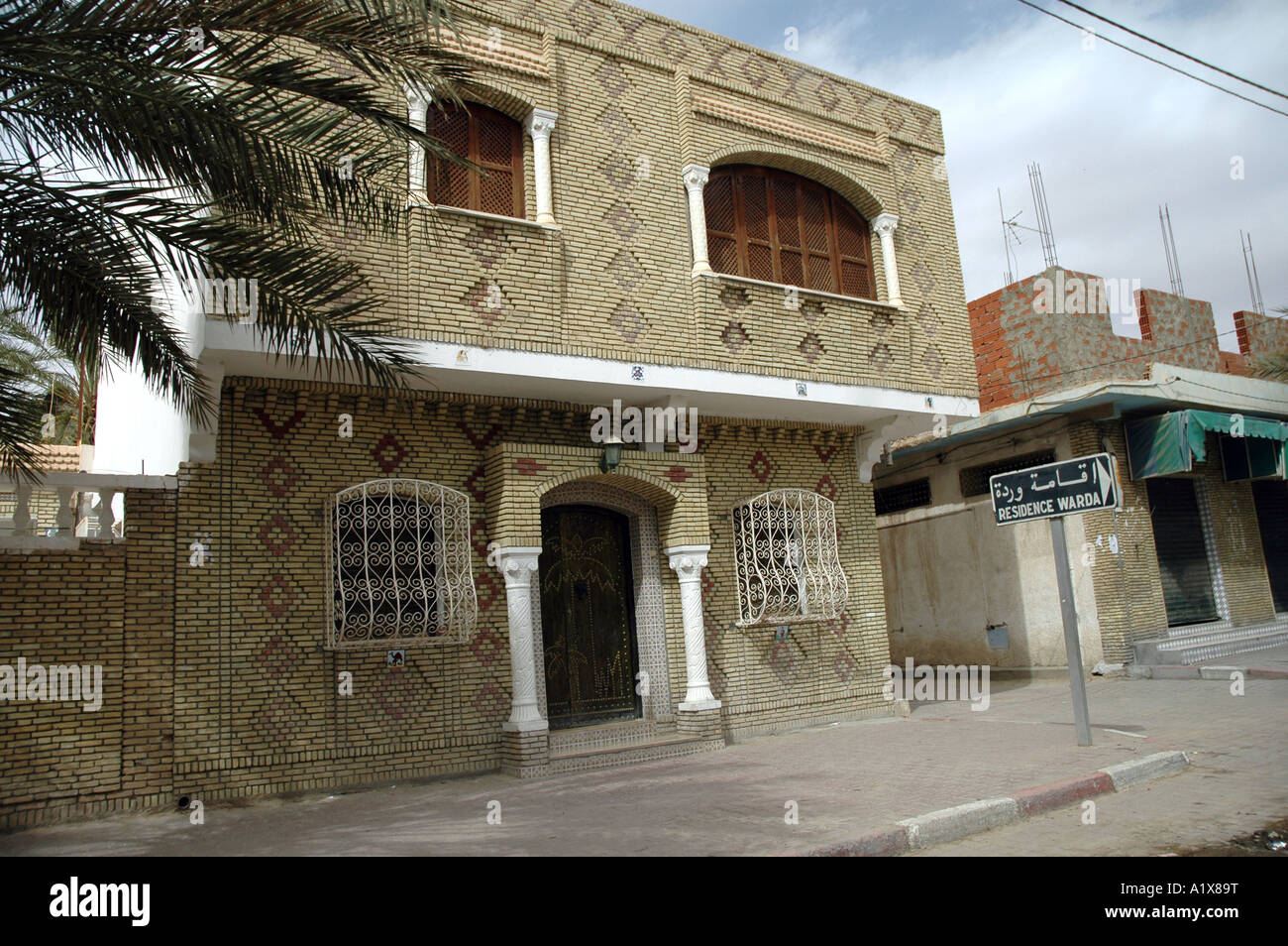 Tunisie oasis tozeur hi-res stock photography and images - Alamy