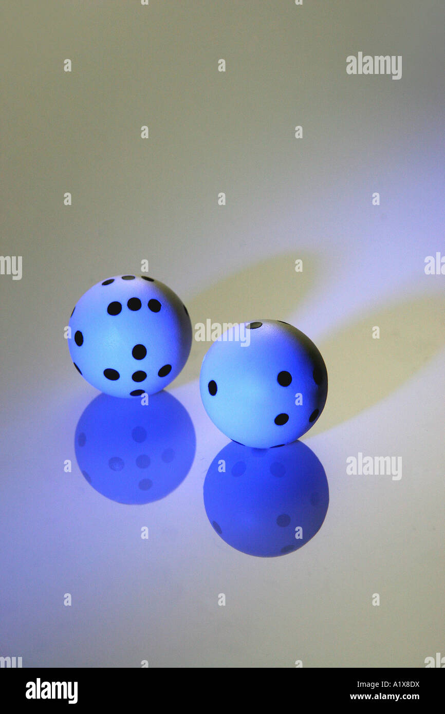 6 round things hi-res stock photography and images - Alamy