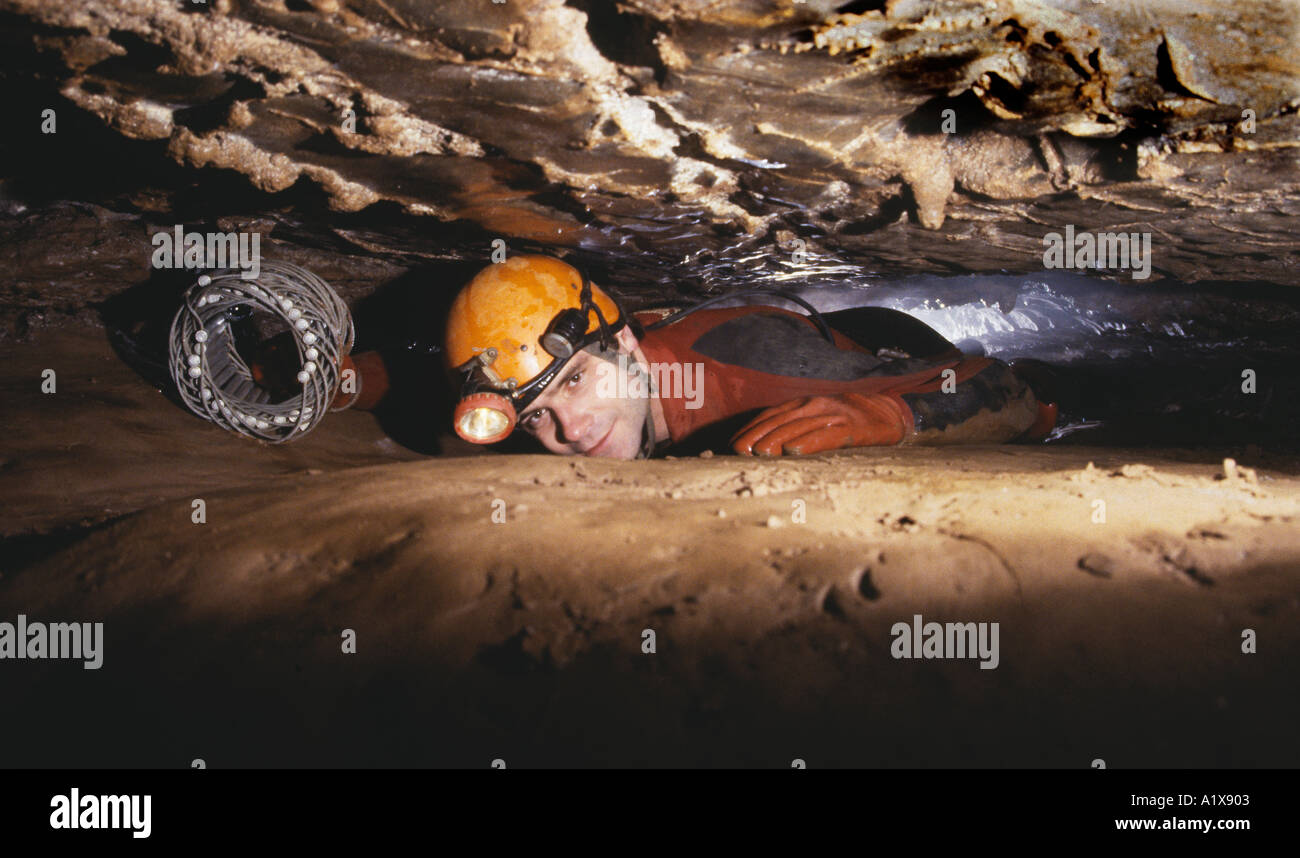 Bedding cave hi-res stock photography and images - Alamy