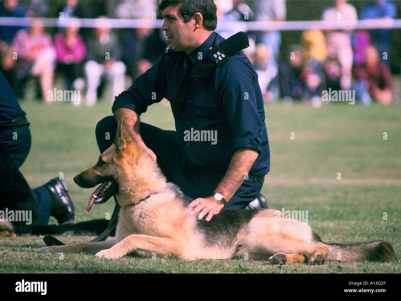 Kent police officer hi-res stock photography and images - Alamy