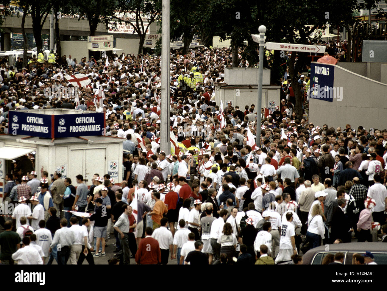 THE CROWDS OF FOOTBALL FANS AT WEMBLEY STADIUM FOR EURO 1996 AMONGST ...
