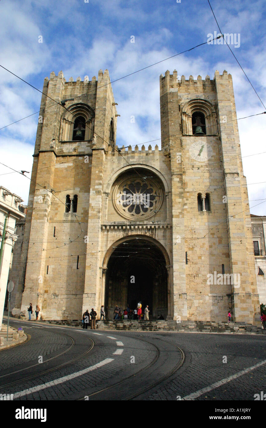 Basilicas Of Portugal High Resolution Stock Photography and Images - Alamy