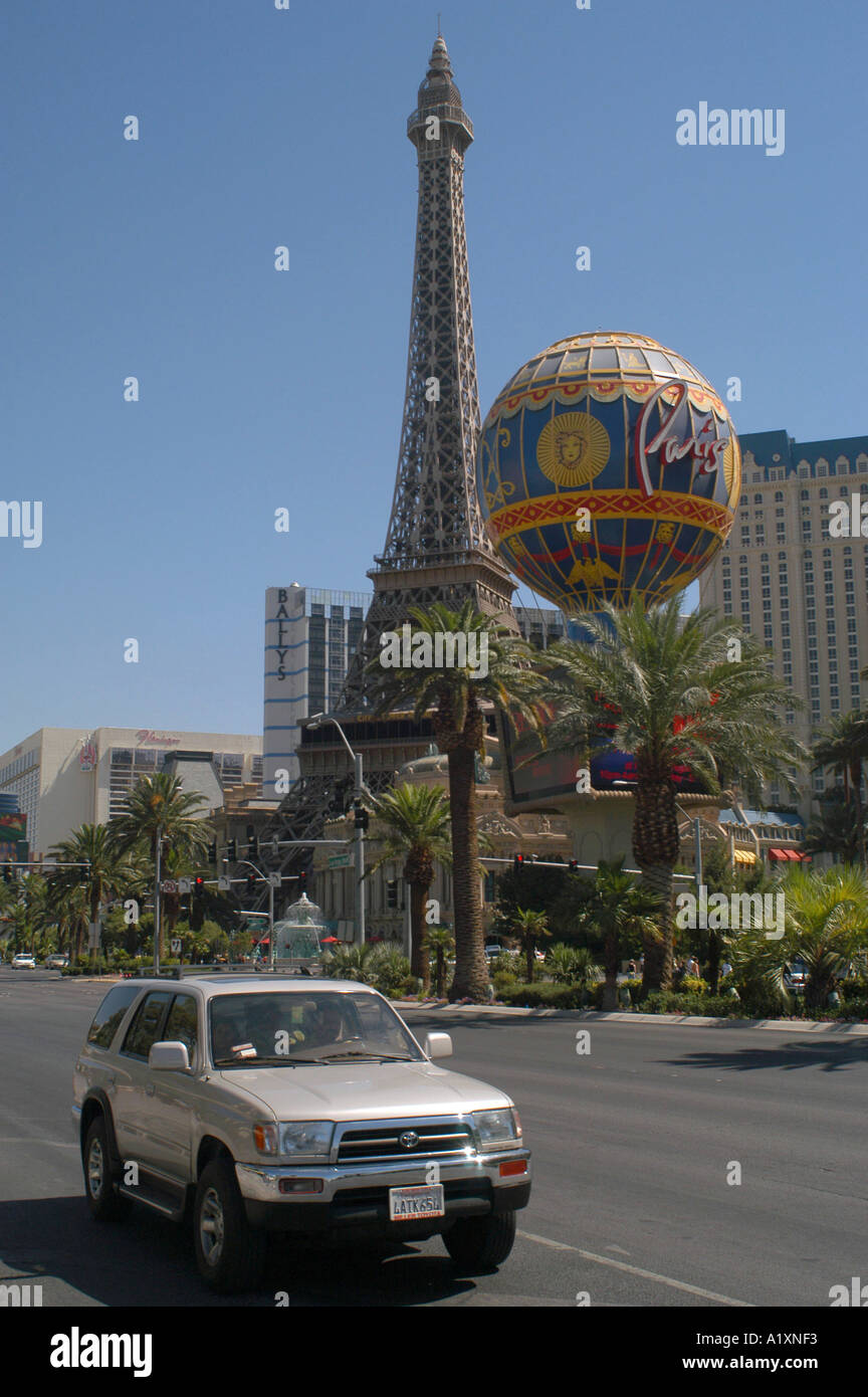 Hot air balloon replica hi-res stock photography and images - Alamy