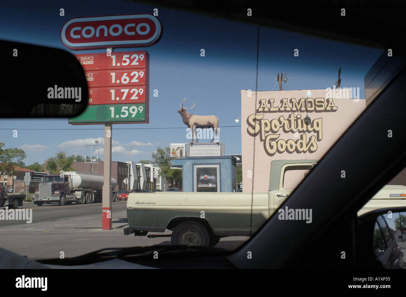 Conoco gas station sign hi-res stock photography and images - Alamy