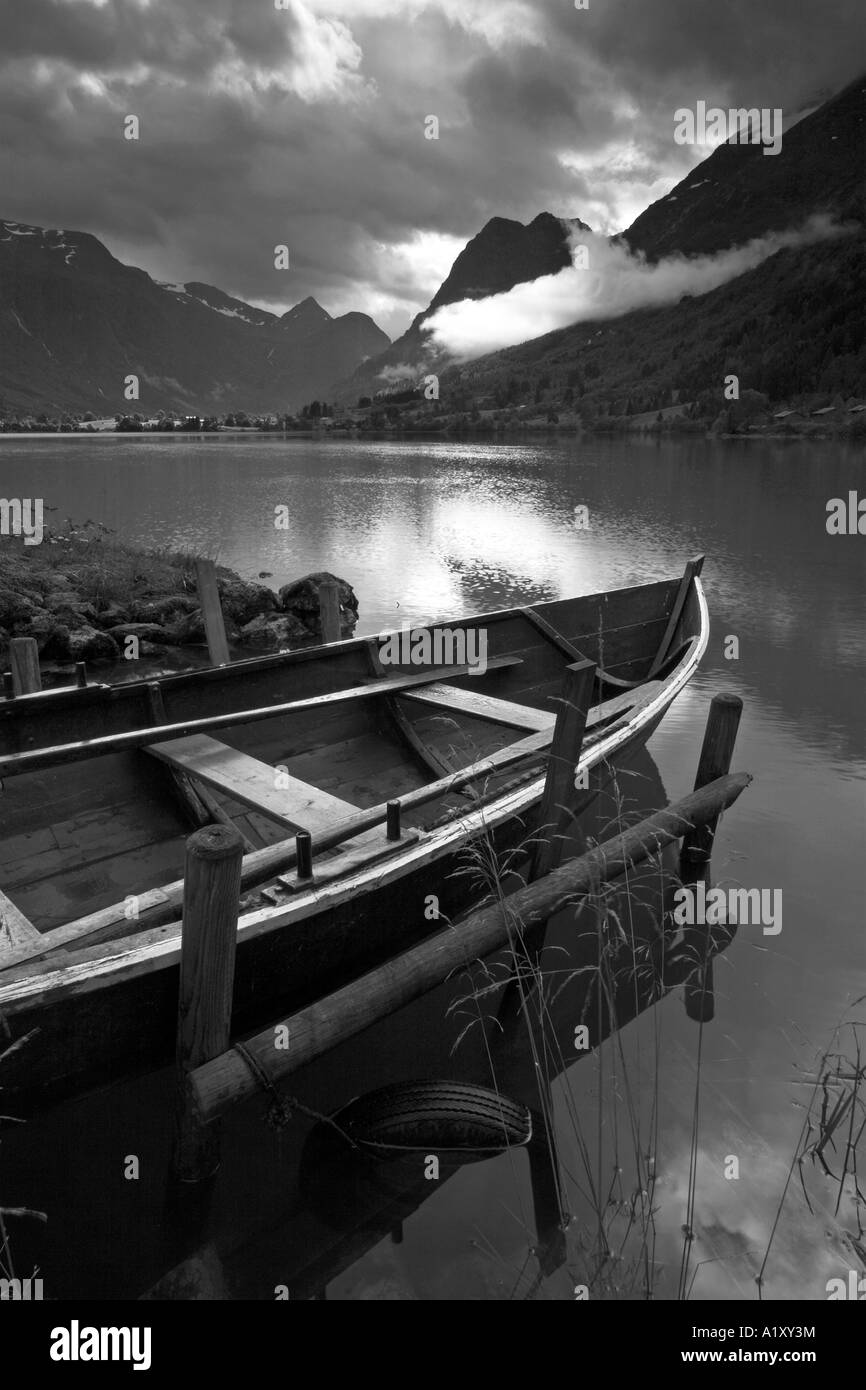 Dramatic norwegian landscape Black and White Stock Photos & Images - Alamy