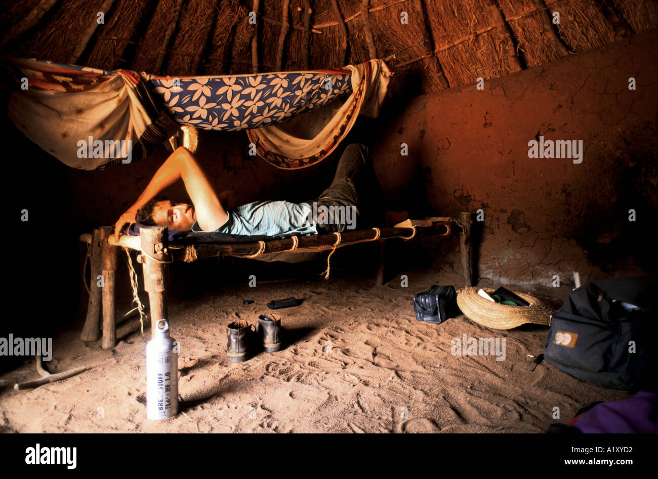 Nuba tribe hi-res stock photography and images - Alamy