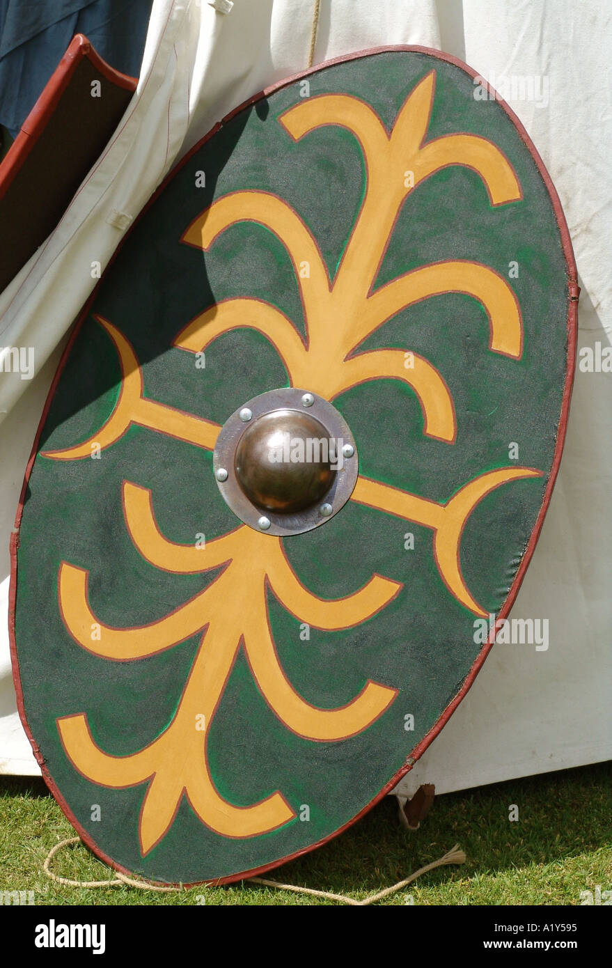 Roman shield oval hi-res stock photography and images - Alamy