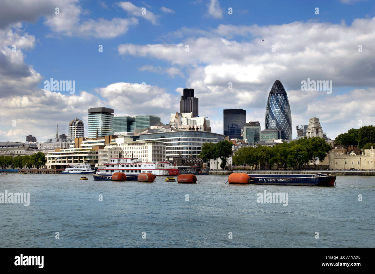 2005 in london hi-res stock photography and images - Alamy