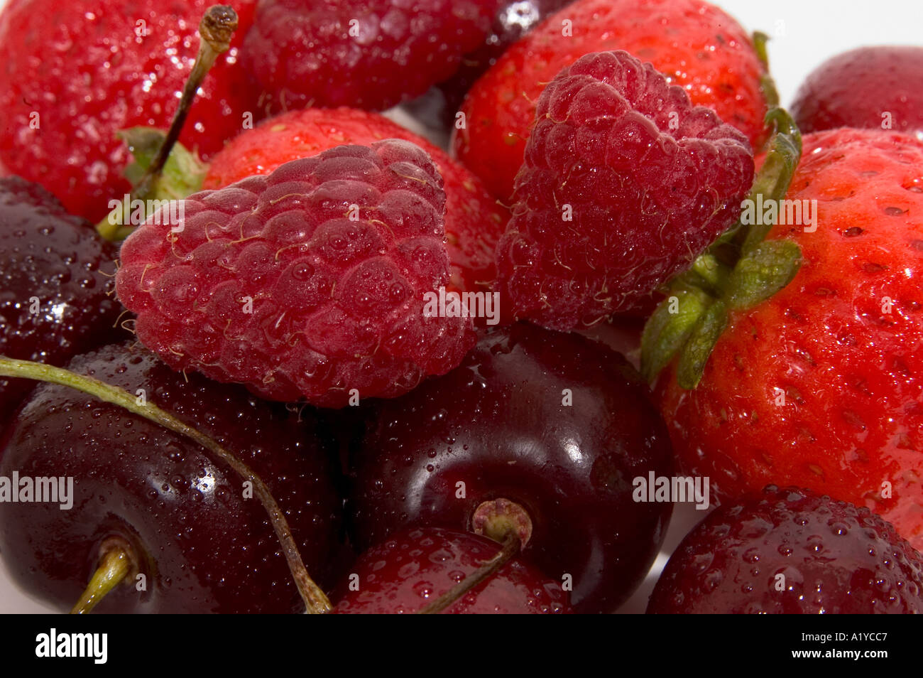 English rasberries hi-res stock photography and images - Alamy