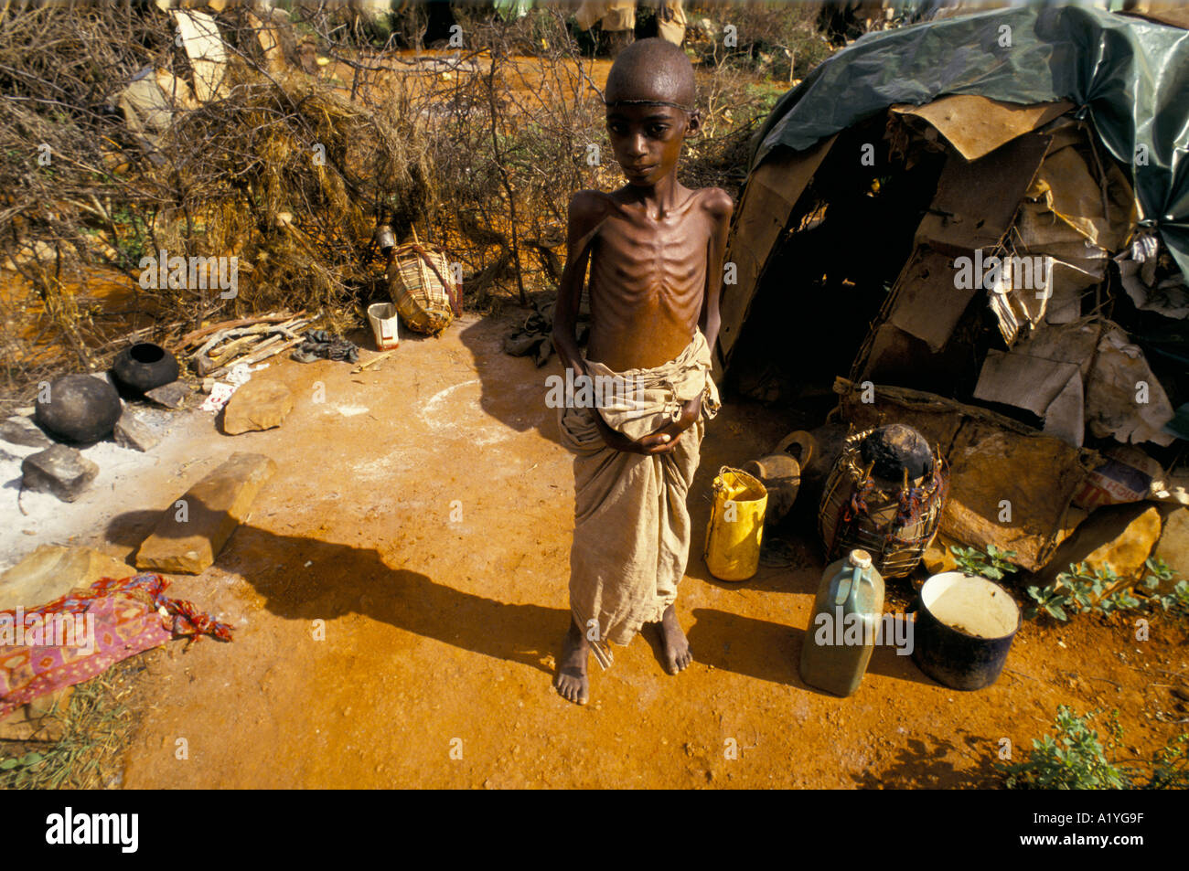Famine pots hi-res stock photography and images - Alamy