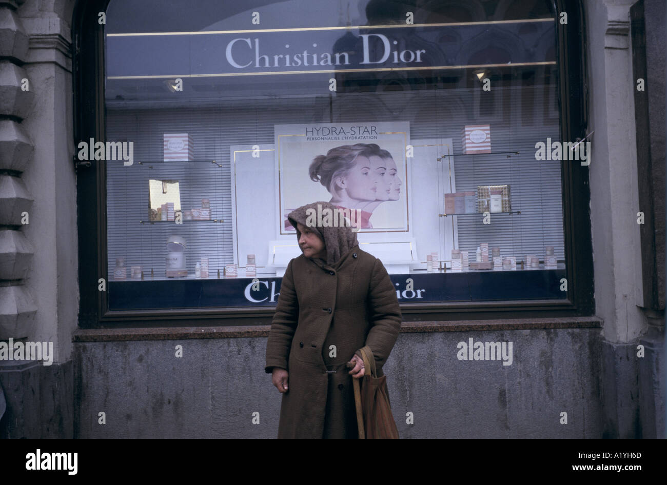 Moscow poverty hi-res stock photography and images - Alamy