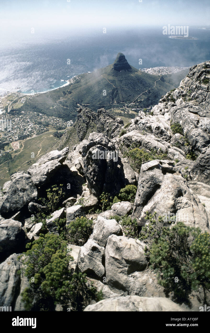 Capetown from top of table mountain hi-res stock photography and images ...