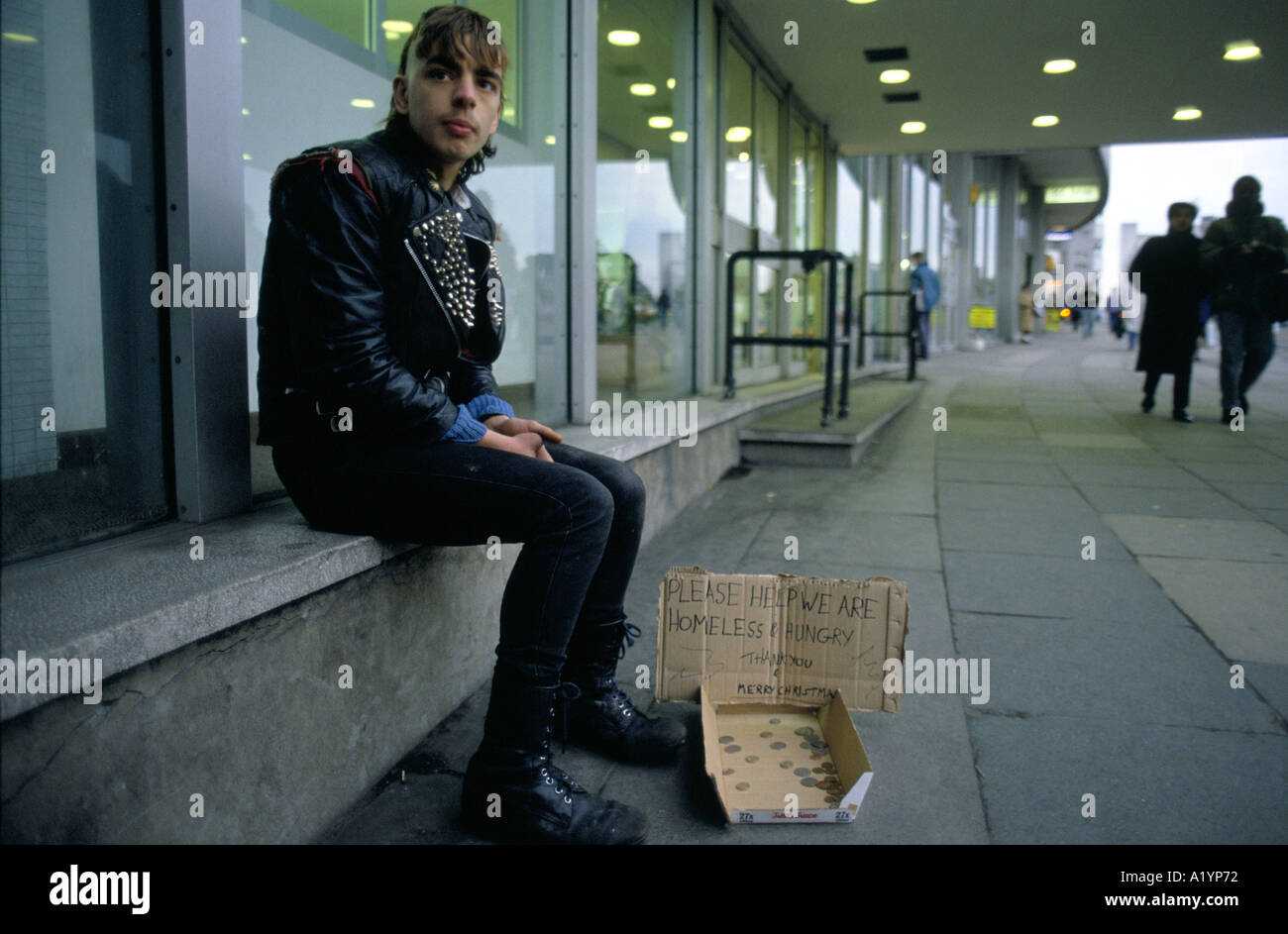 Manchester poverty hi-res stock photography and images - Alamy