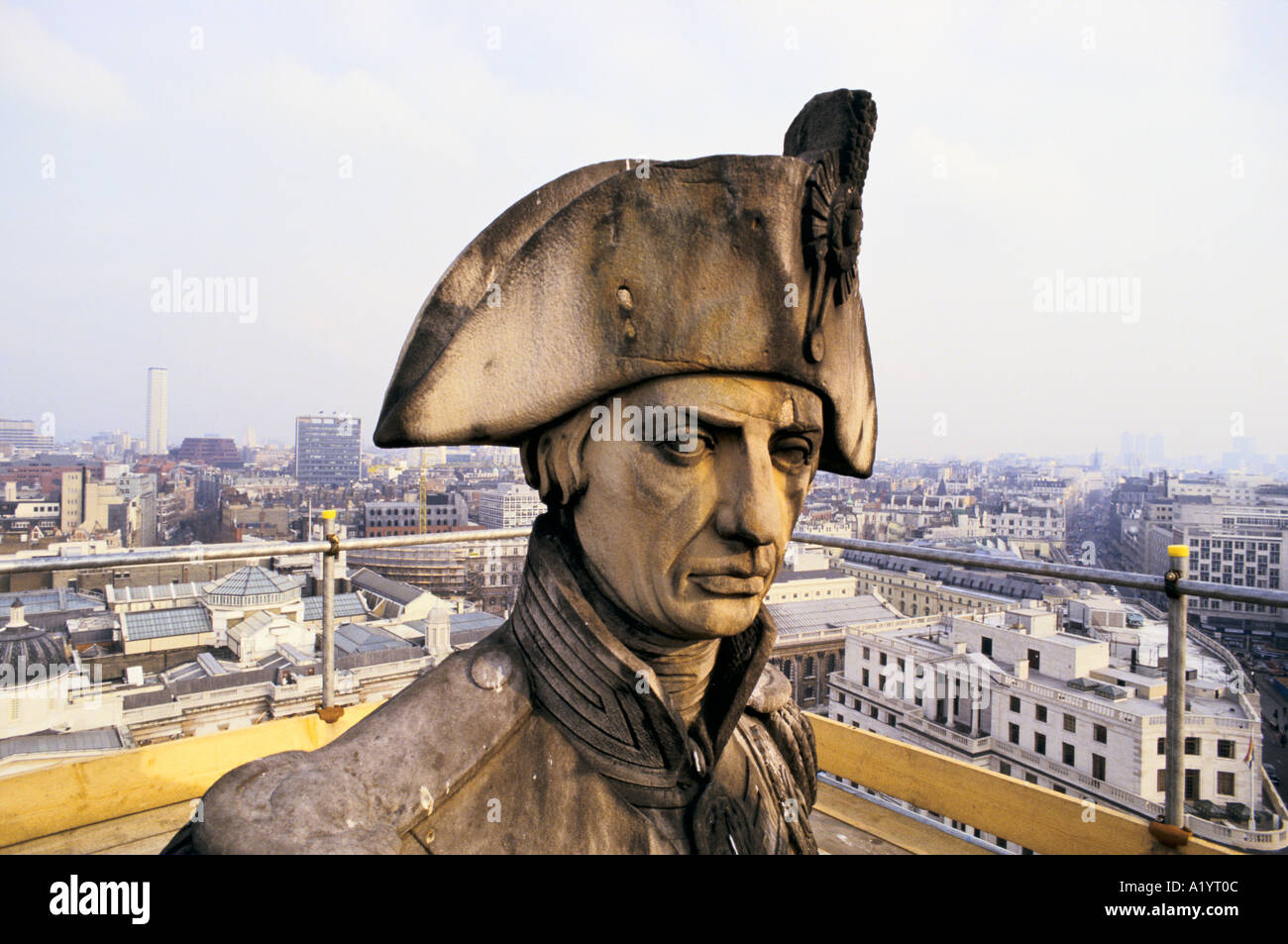 BERORE CLEANING 1987 NELSONS COLUMN Stock Photo - Alamy