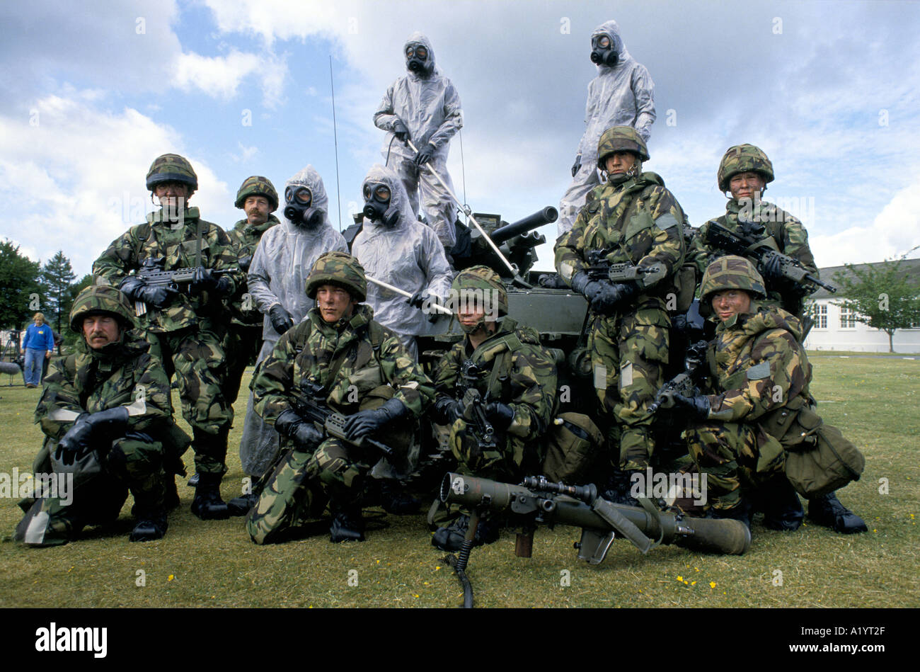 TROOPS POSING WITH CHEMICAL DEFENCE WEAPON UNIFORM PORTON DOWN ...