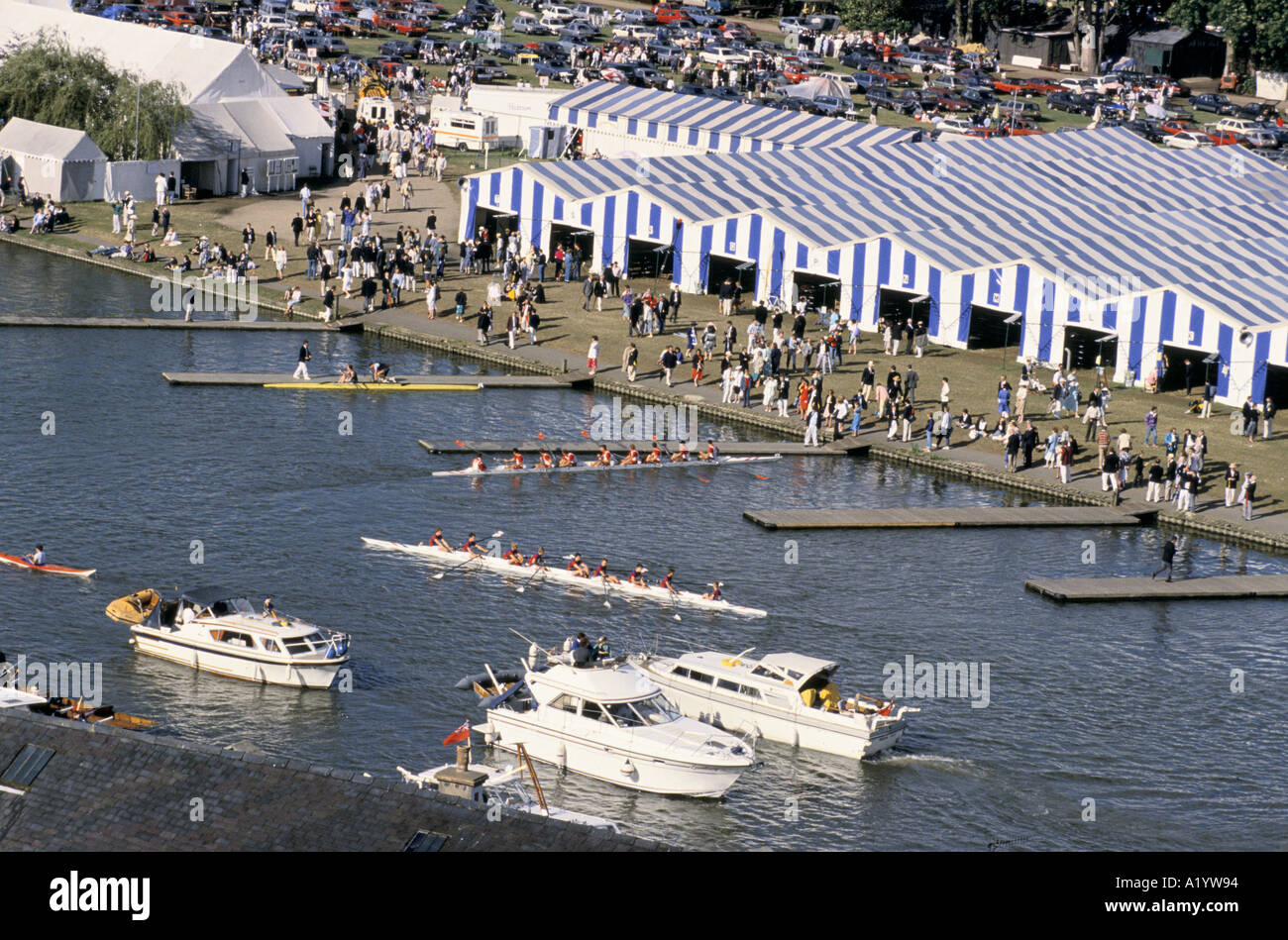 Royal henley regatta hi-res stock photography and images - Alamy