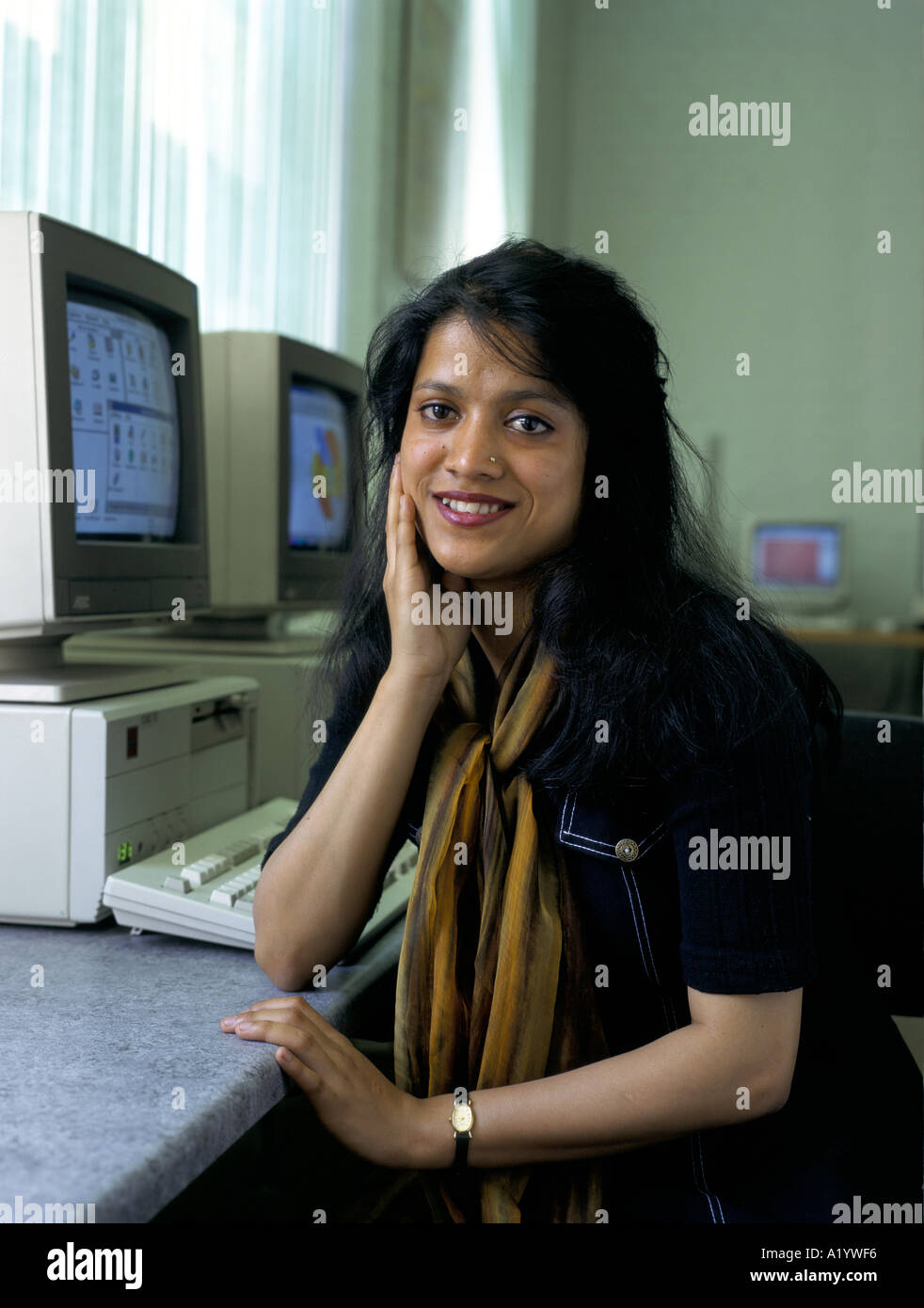 FATIMA UDDIN BANGLADESHI COLLEGE STUDENT SPITALFIELDS LONDON 1994 Stock ...