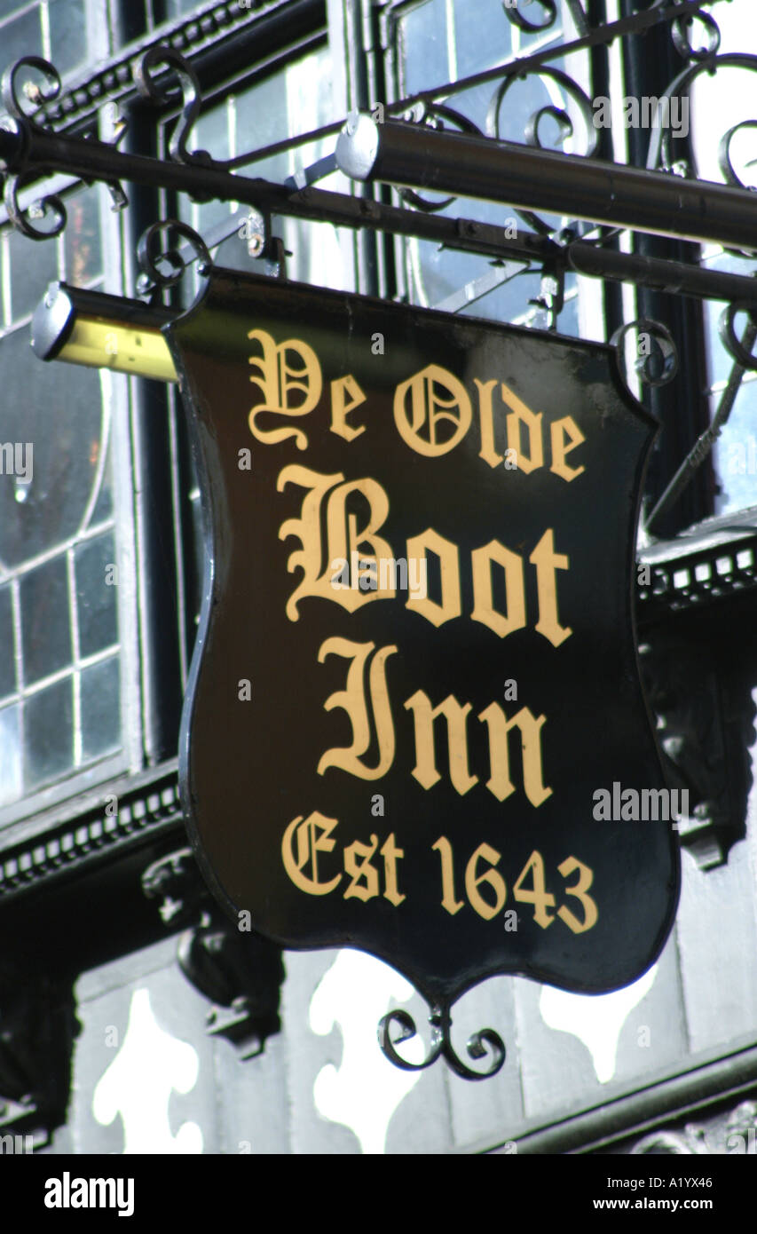 Boot inn chester hi-res stock photography and images - Alamy