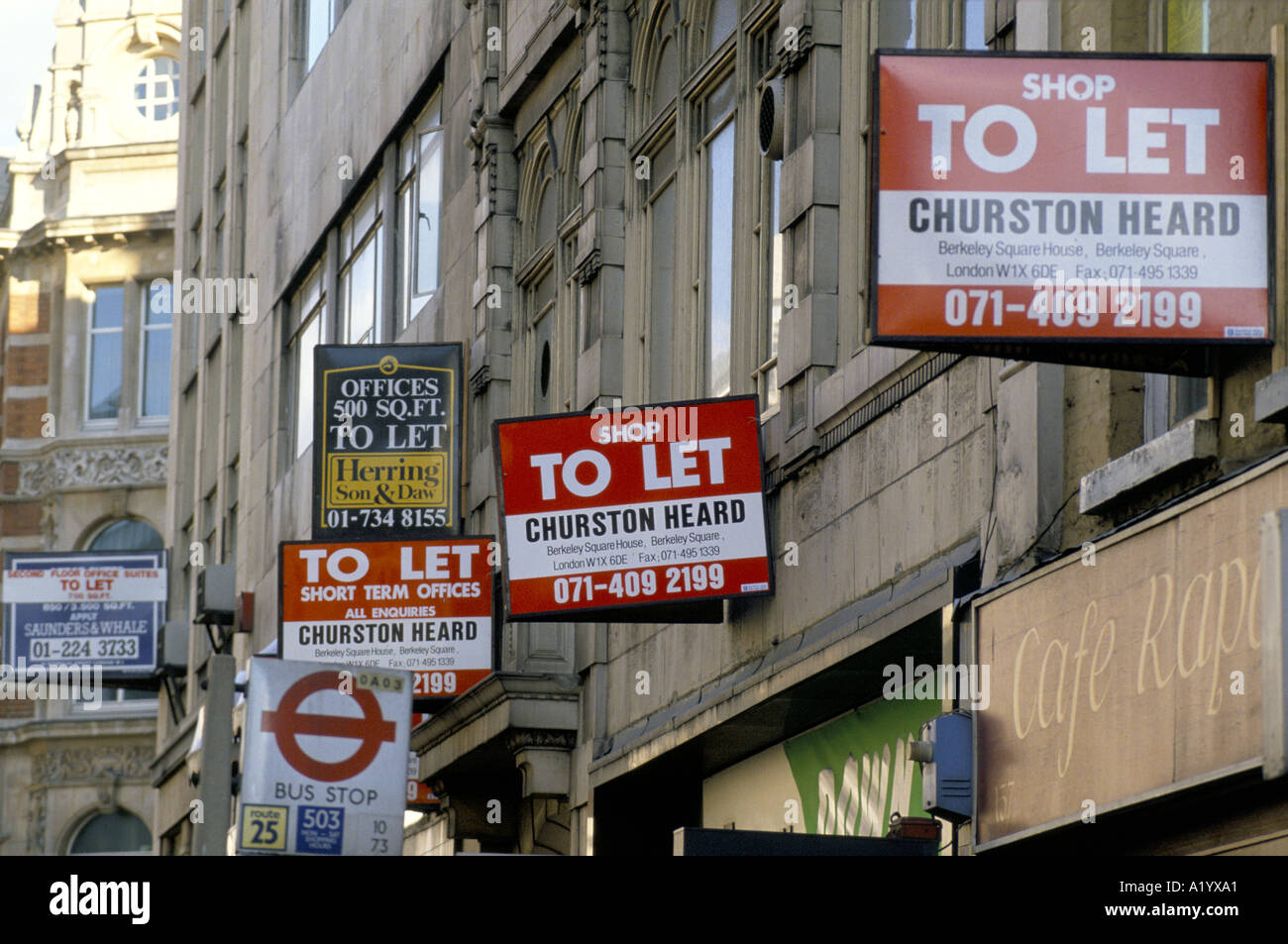 RECESSSION HIT SHOPS LONDON Stock Photo - Alamy