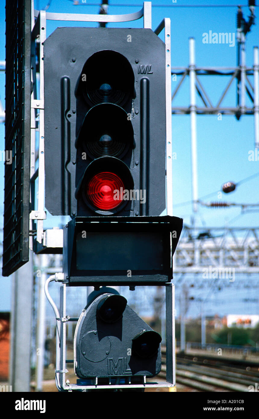 Railway red stop signal England Stock Photo - Alamy