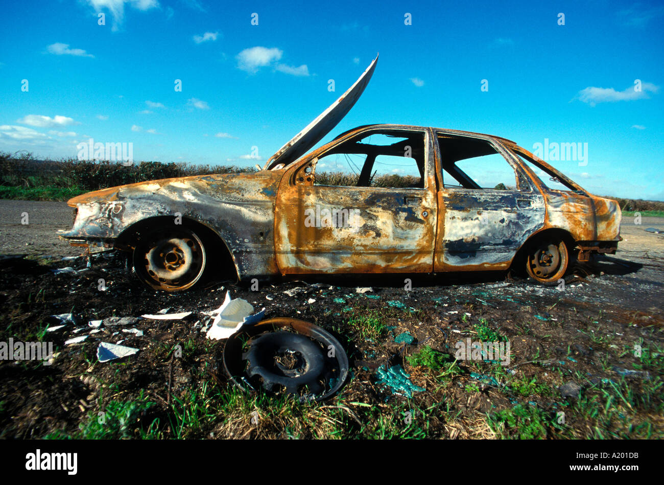 Burnt out car Stock Photo - Alamy