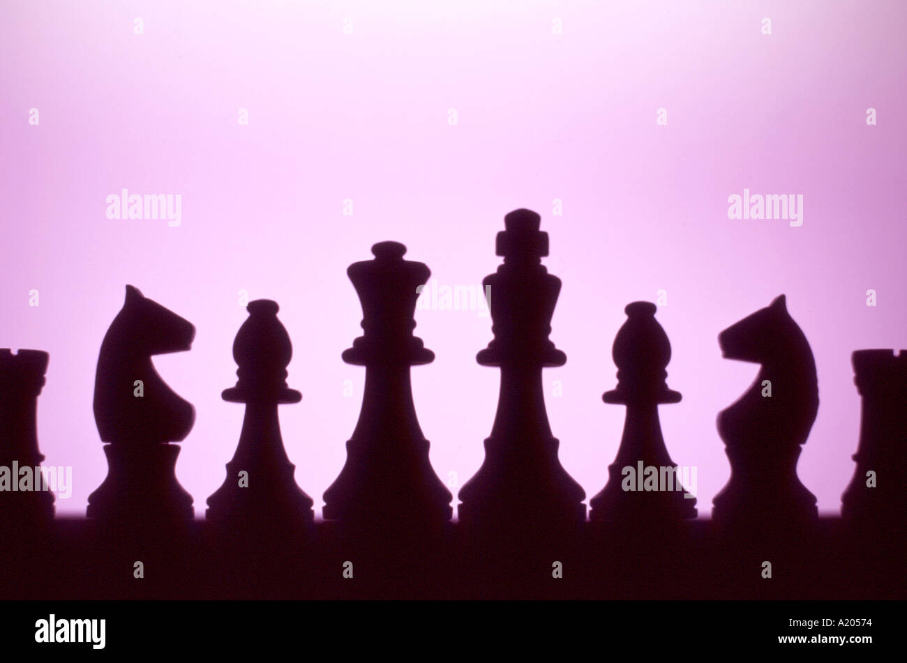 People line up queen hi-res stock photography and images - Alamy