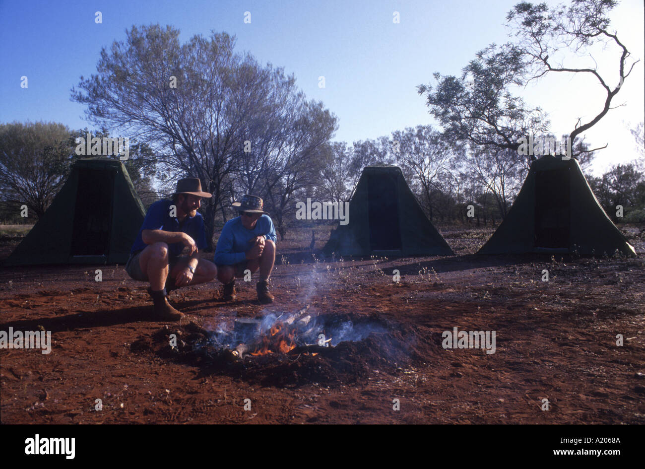 Cooking damper bread outback australia hi-res stock photography and ...