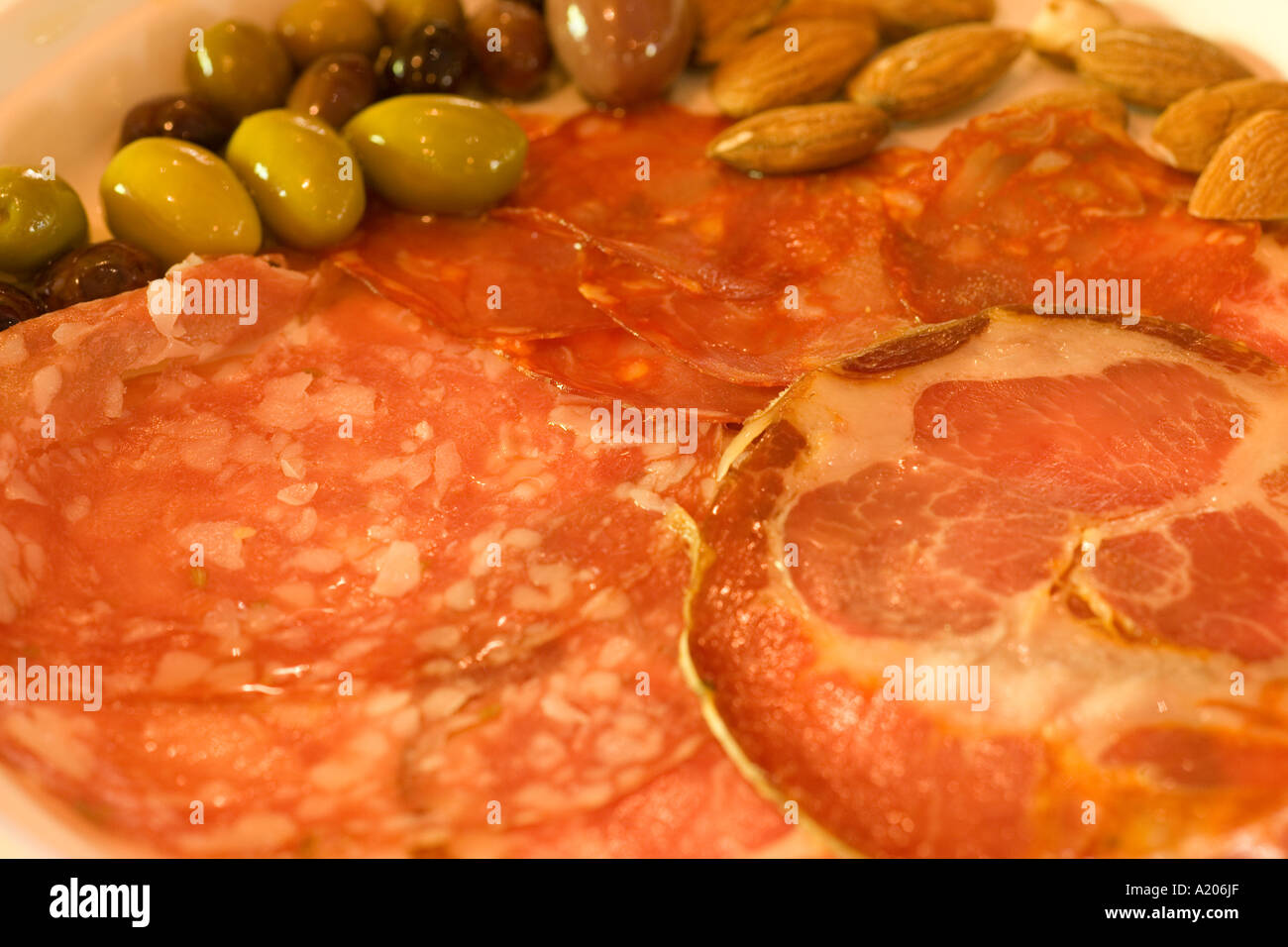 Tra vigne hi-res stock photography and images - Alamy